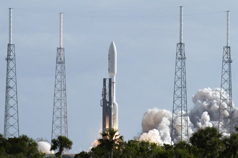 Monitoring Lightning for Grounded Rockets | SLS